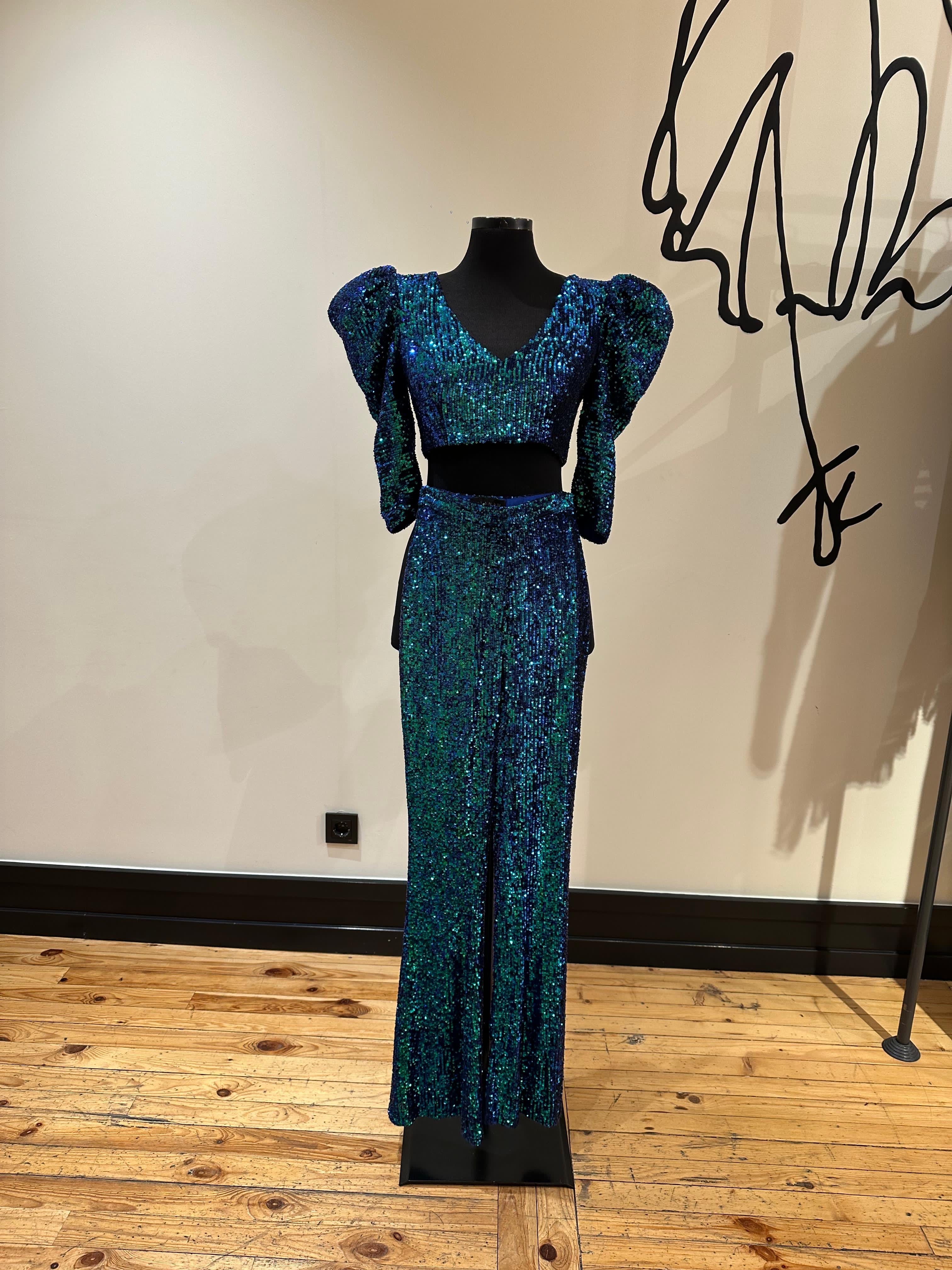 Look 127 – Tuvanam